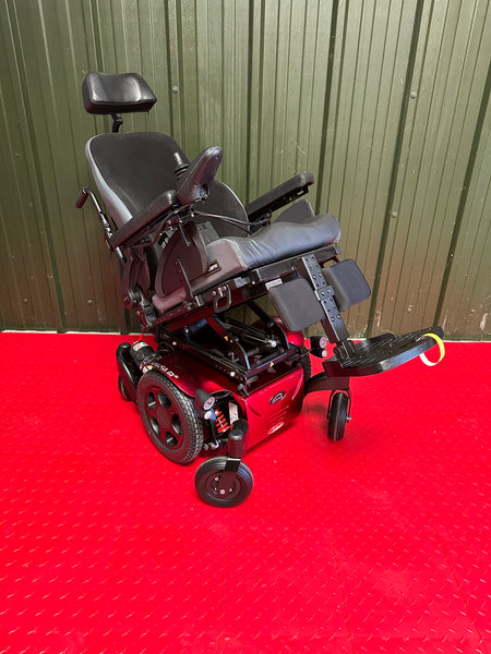 Used Quickie Salsa M2 with Power Tilt – Seacroft Mobility